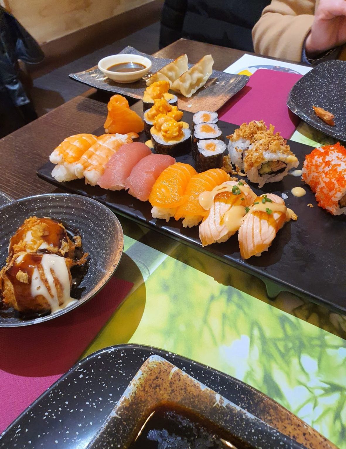 Home - Restaurant Yiduo